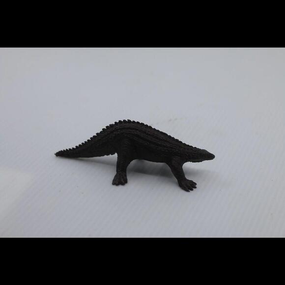 Toys | National History Museum Dinosaur Scelidosaurus Invicta Plastics ...